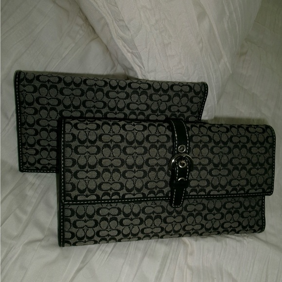 Coach | Bags | Vintage Coach Signaturemonogrammed Wallet Clutch | Poshmark